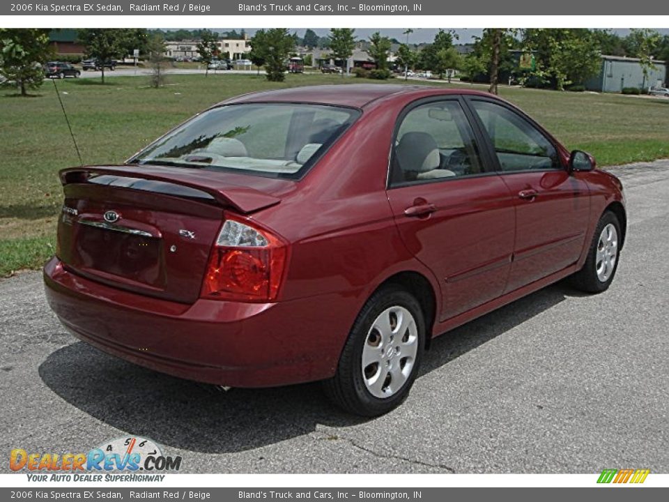 2006 Kia Spectra EX Sedan Radiant Red / Beige Photo #3 | DealerRevs.com