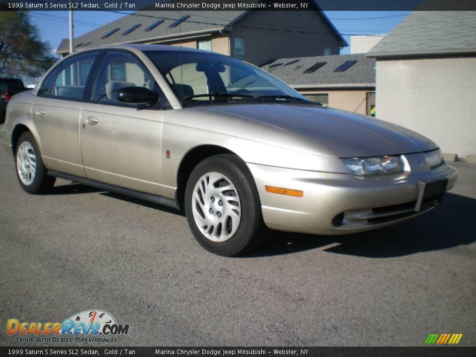 1999 Saturn S Series SL2 Sedan Gold / Tan Photo #8 | DealerRevs.com